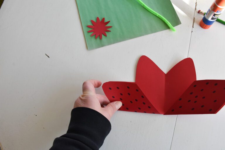 Giant Paper Strawberry Box » I Love Inspire(d)