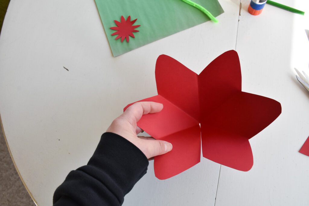 Giant Paper Strawberry Box » I Love Inspire(d)